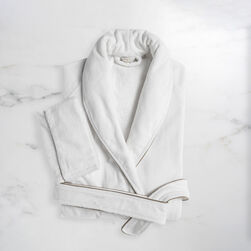 Bathrobes - Luxury Linens | Frette