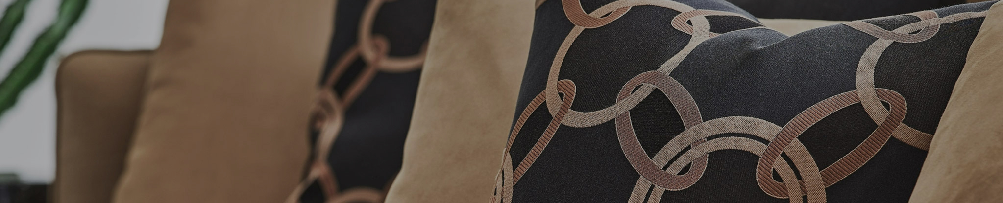 Decorative Pillows - Luxury Linens | Frette