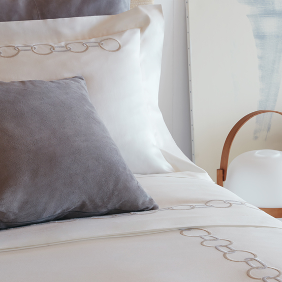 Home - Luxury Linens | Frette