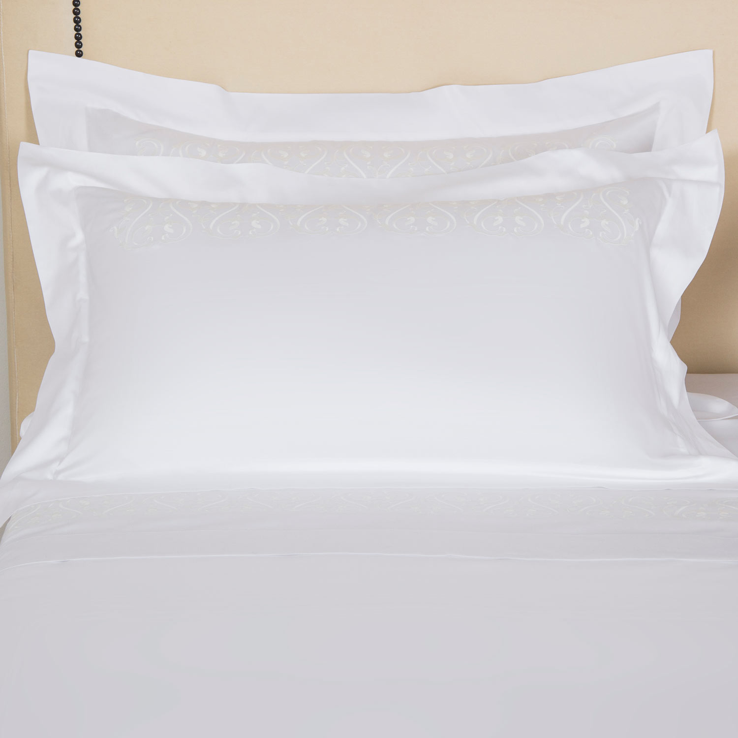 Ornate Medallion Embroidered Sham | Frette