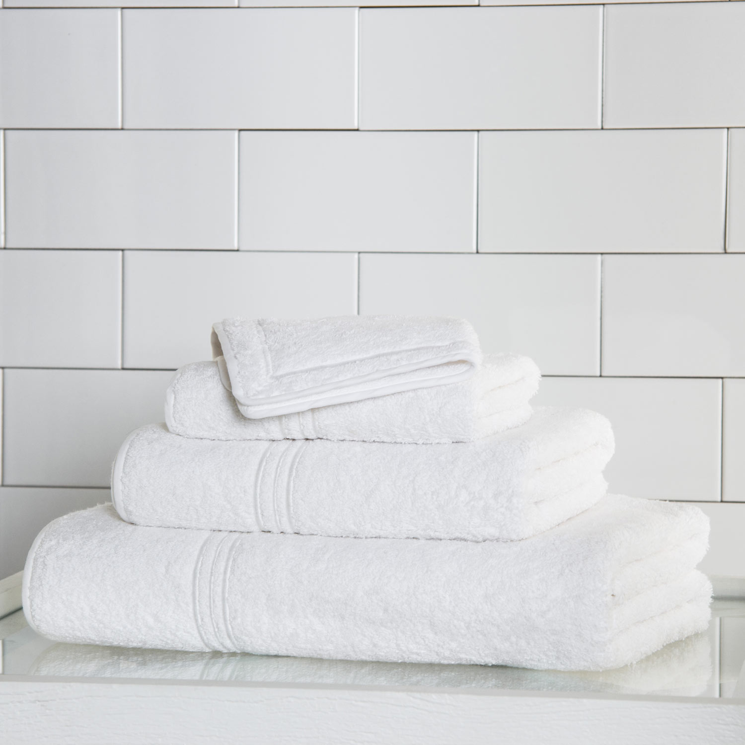 Triplo Bourdon Bath Towel | Frette